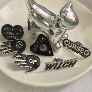 Hot Topic | Jewelry | Cursed Ouija Halloween Enamel Metal Pin Set Nib ...